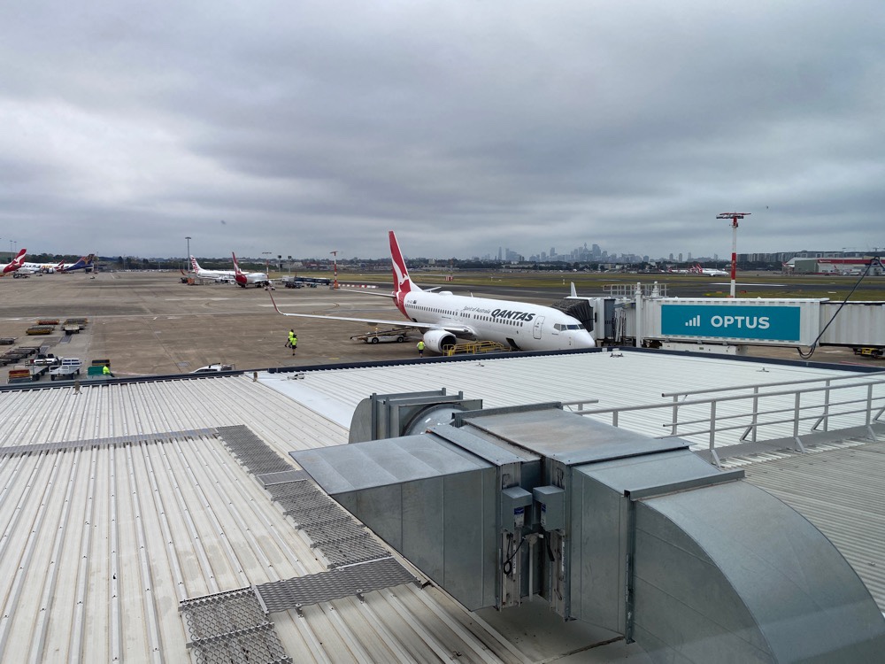 ️ FLIGHT ~ Qantas – A320 Airbus Industrie – Sydney -> Queenstown – The ...